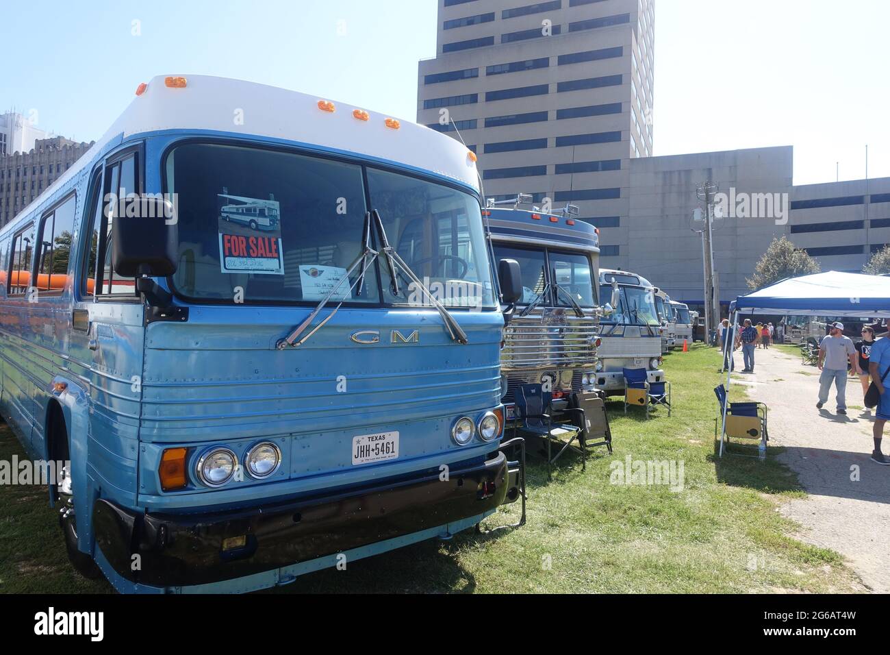 Antique Bus show at Down town Evansville IN Stock Photo - Alamy
