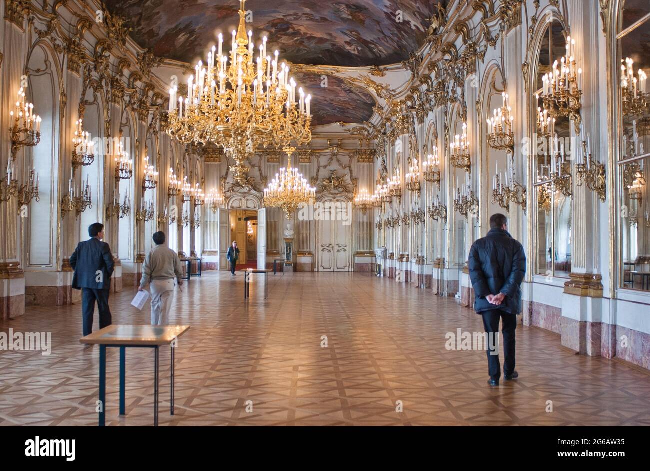 Schönbrunn Palace Great Gallery Stock Photo - Alamy