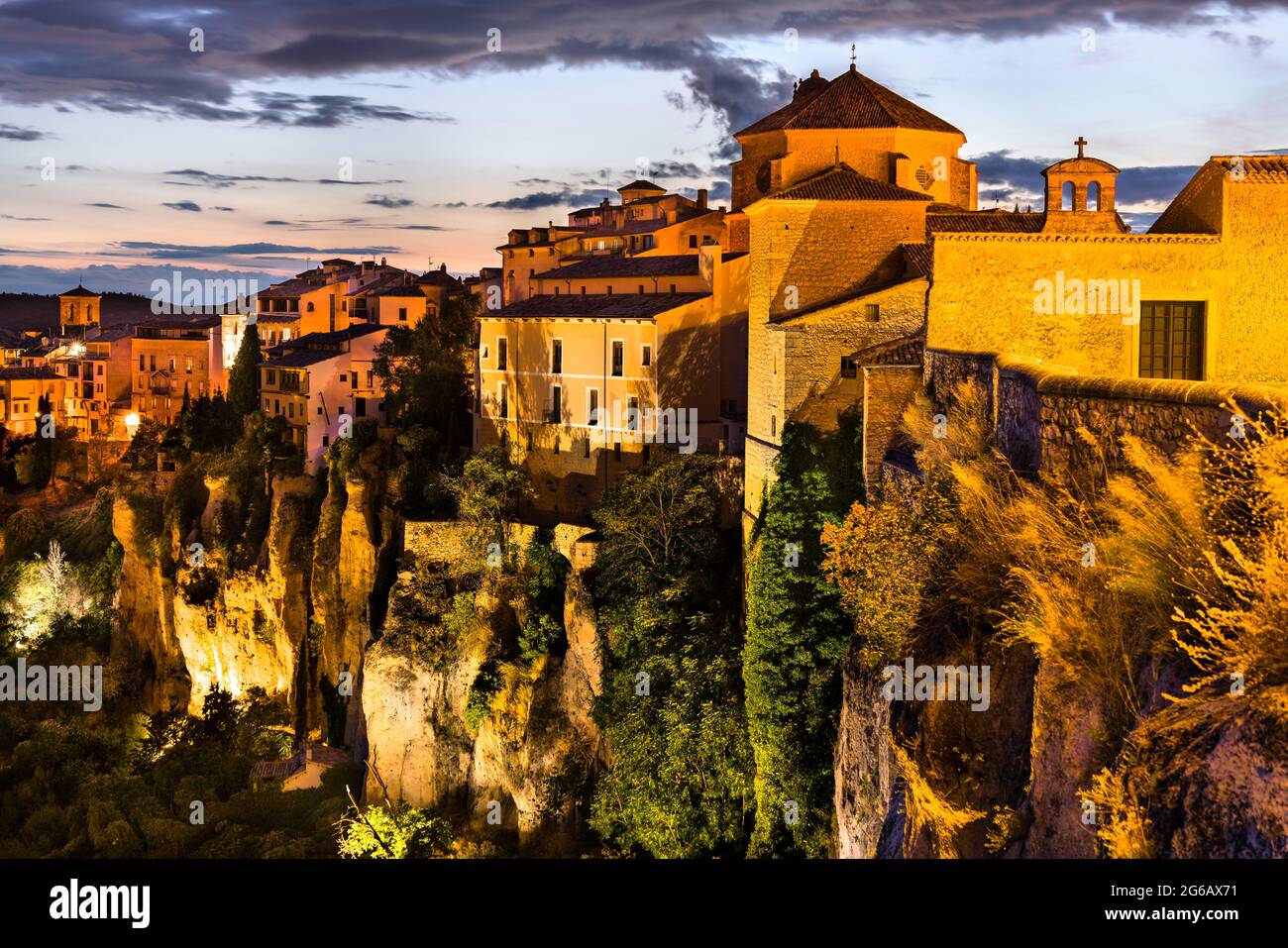 Cuenca church hi-res stock photography and images - Alamy