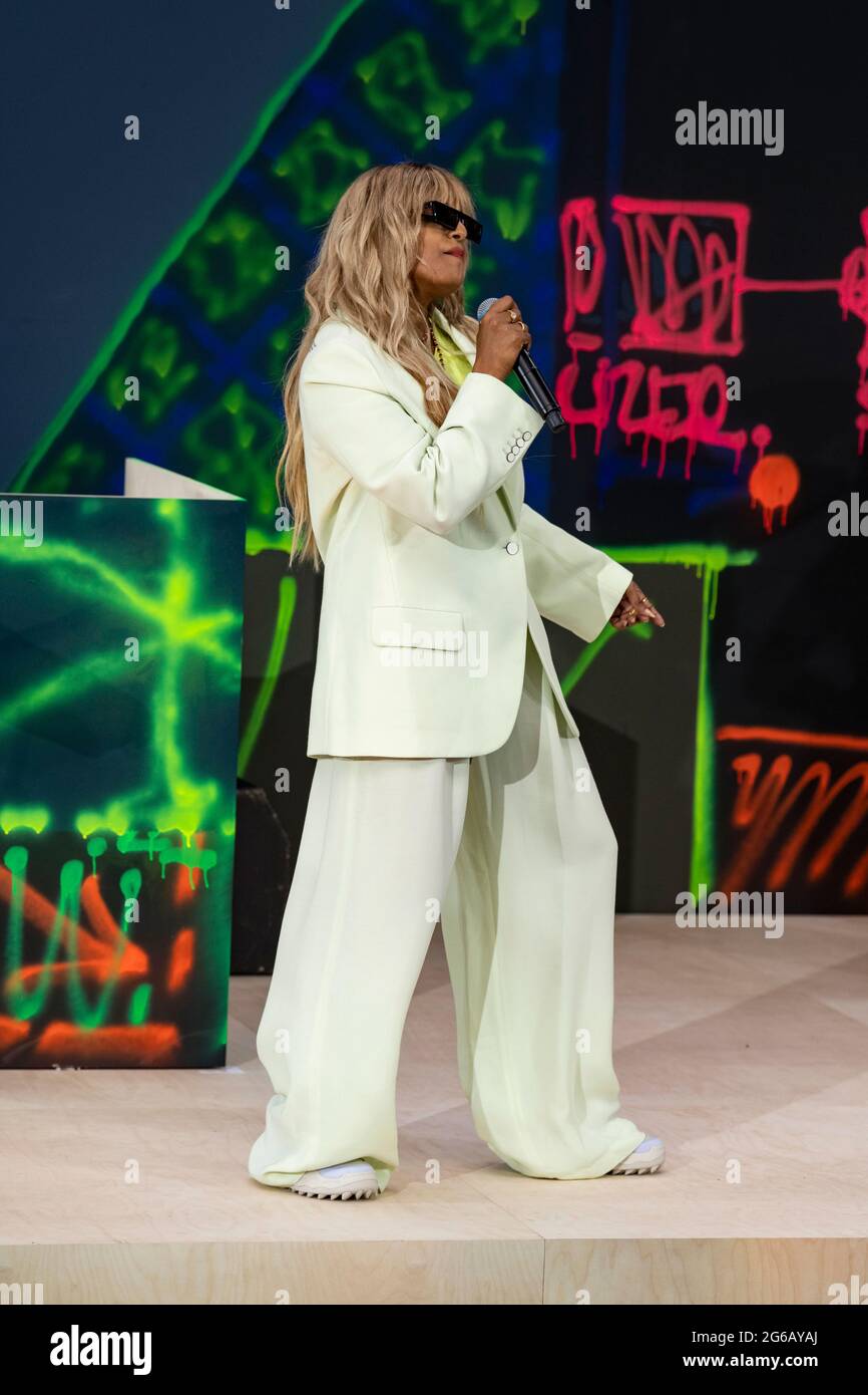 Paris, France. 04th July, 2021. M.I.A. singer performs at OFF-WHITE ...