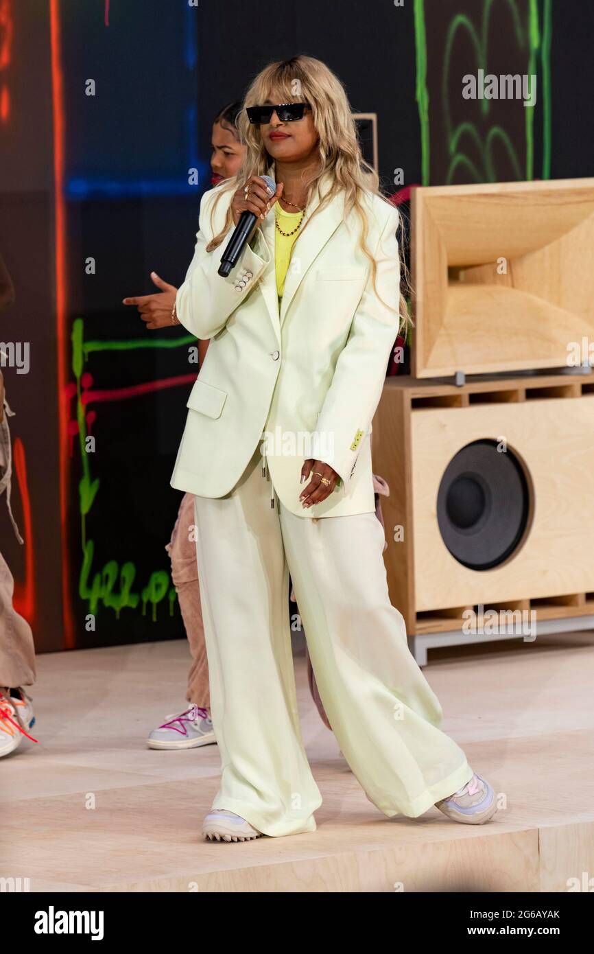 Paris, France. 04th July, 2021. M.I.A. singer performs at OFF-WHITE ...