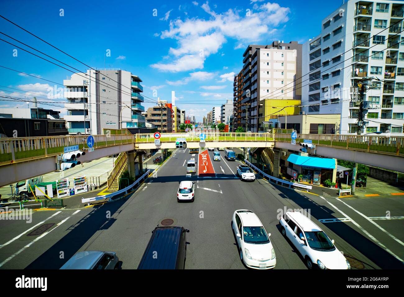 Traffic congestion in tokyo, japan hi-res stock photography and images ...