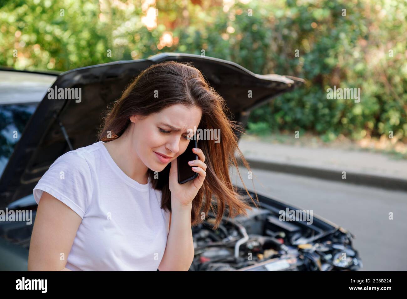 Female police street statement hi-res stock photography and images - Alamy