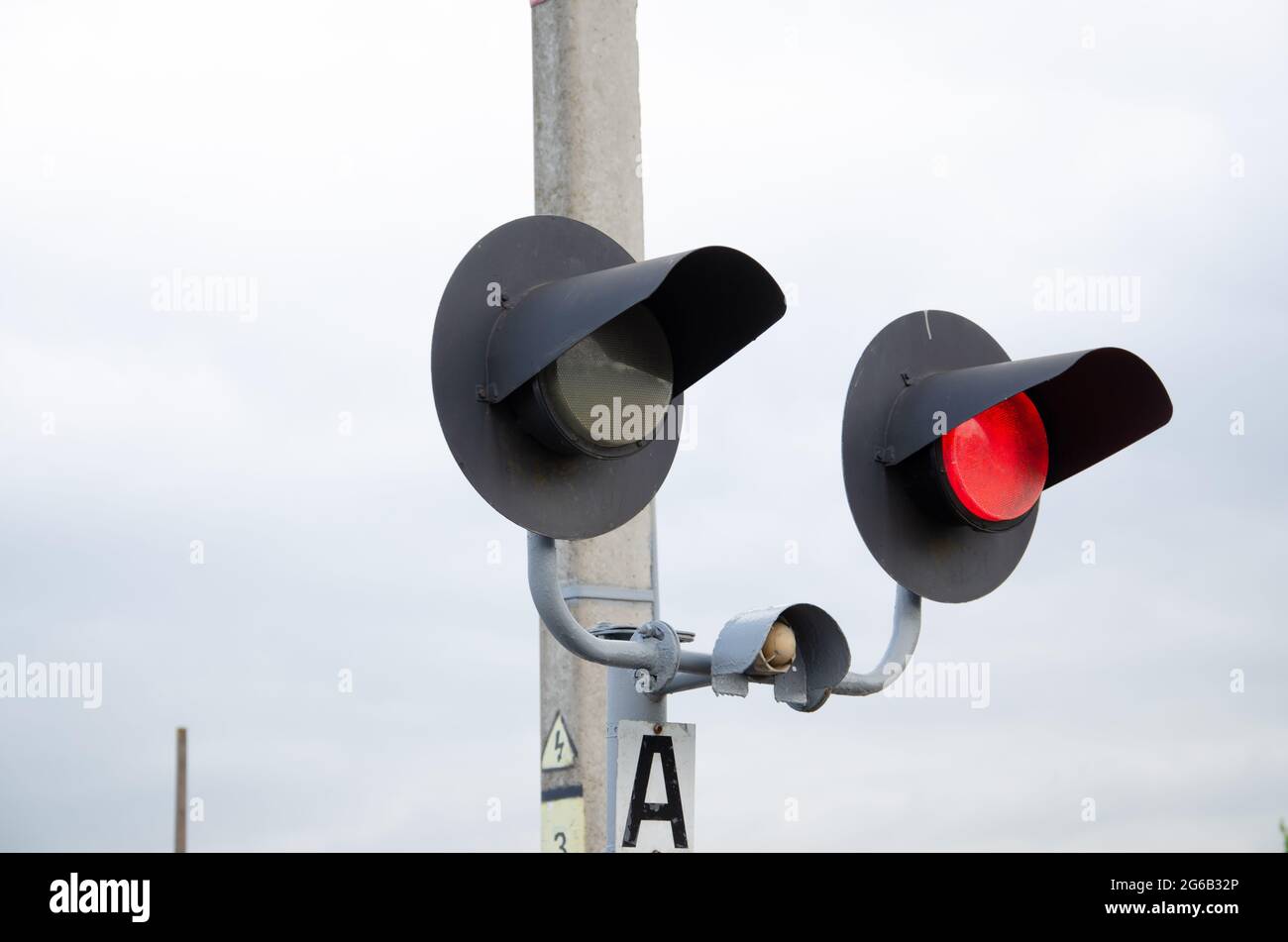 Railroad crossing gate hi-res stock photography and images - Alamy