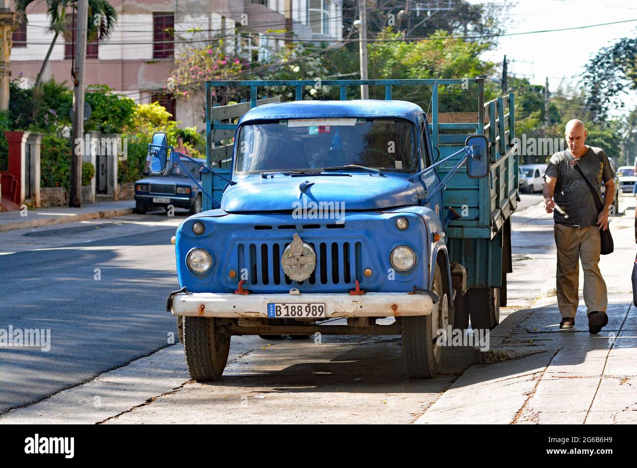 Cubans truck hi-res stock photography and images - Alamy