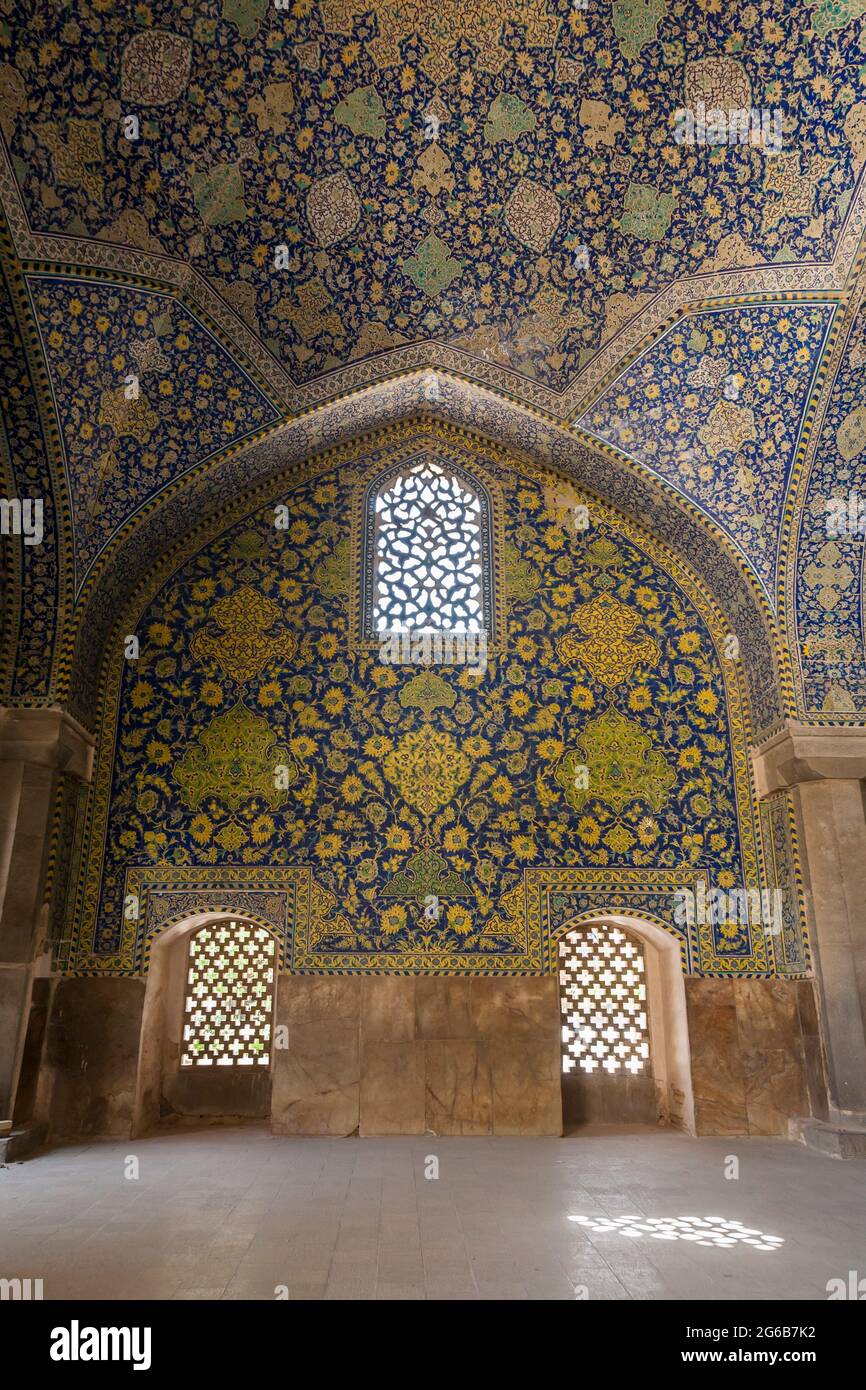 Interior with artistic tile work of Imam mosque(Shah mosque), Imam ...