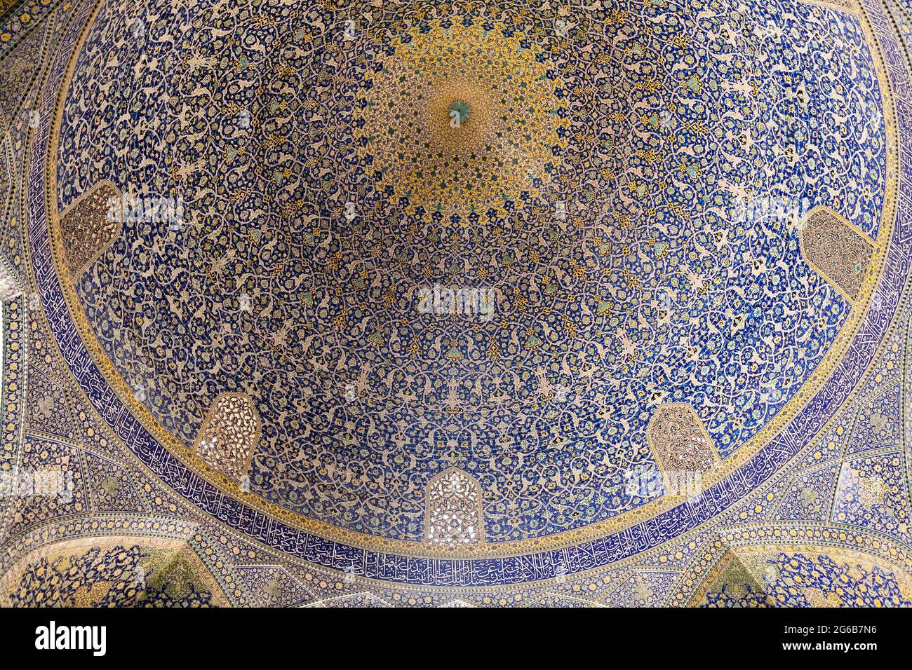 Dome designs hi-res stock photography and images - Alamy