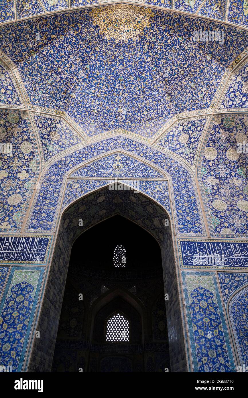 Interior with artistic tile work of Imam mosque(Shah mosque), Imam ...