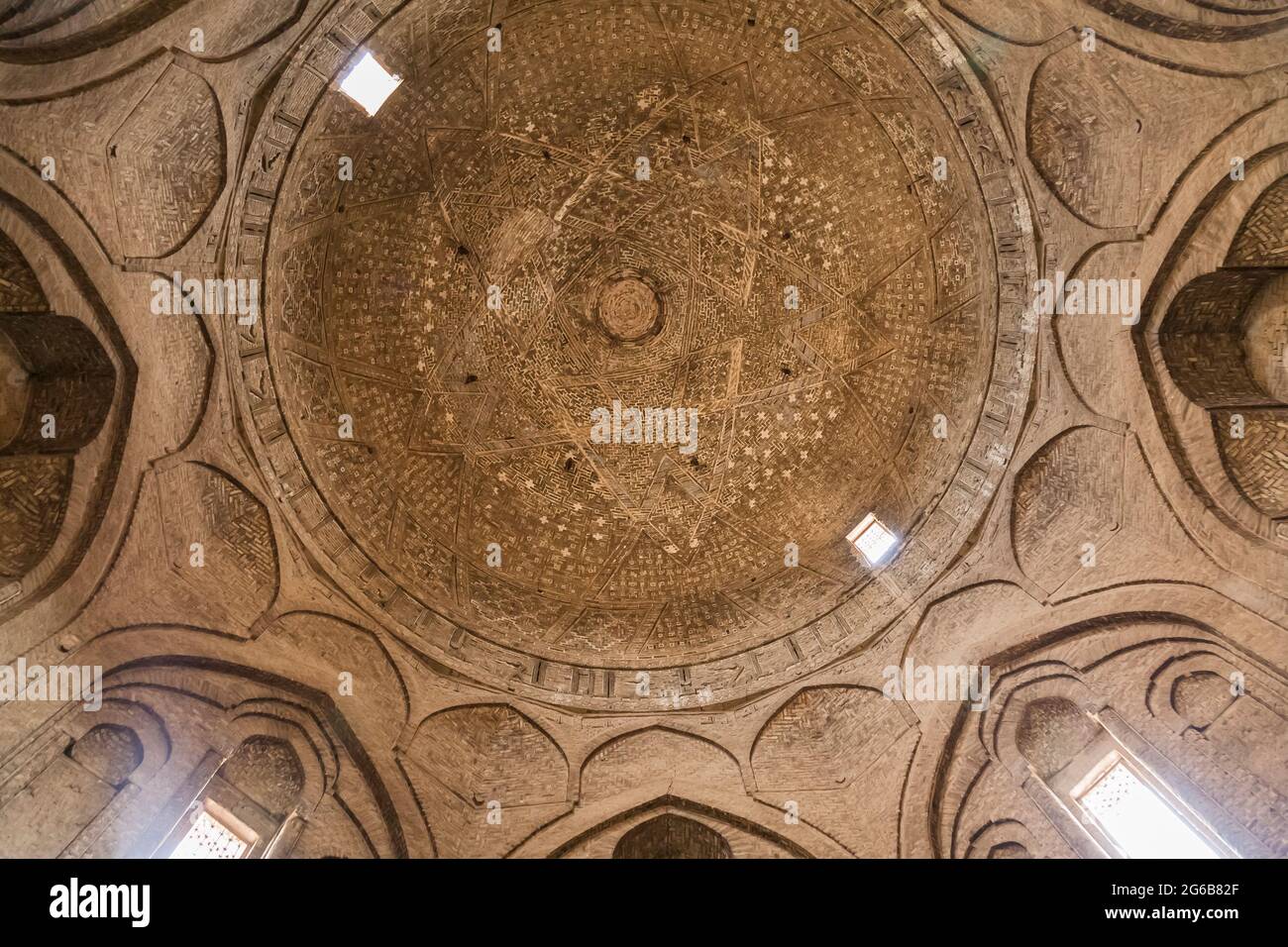 Artistic brick work of dome ceiling, Friday mosque(Jameh mosque ...