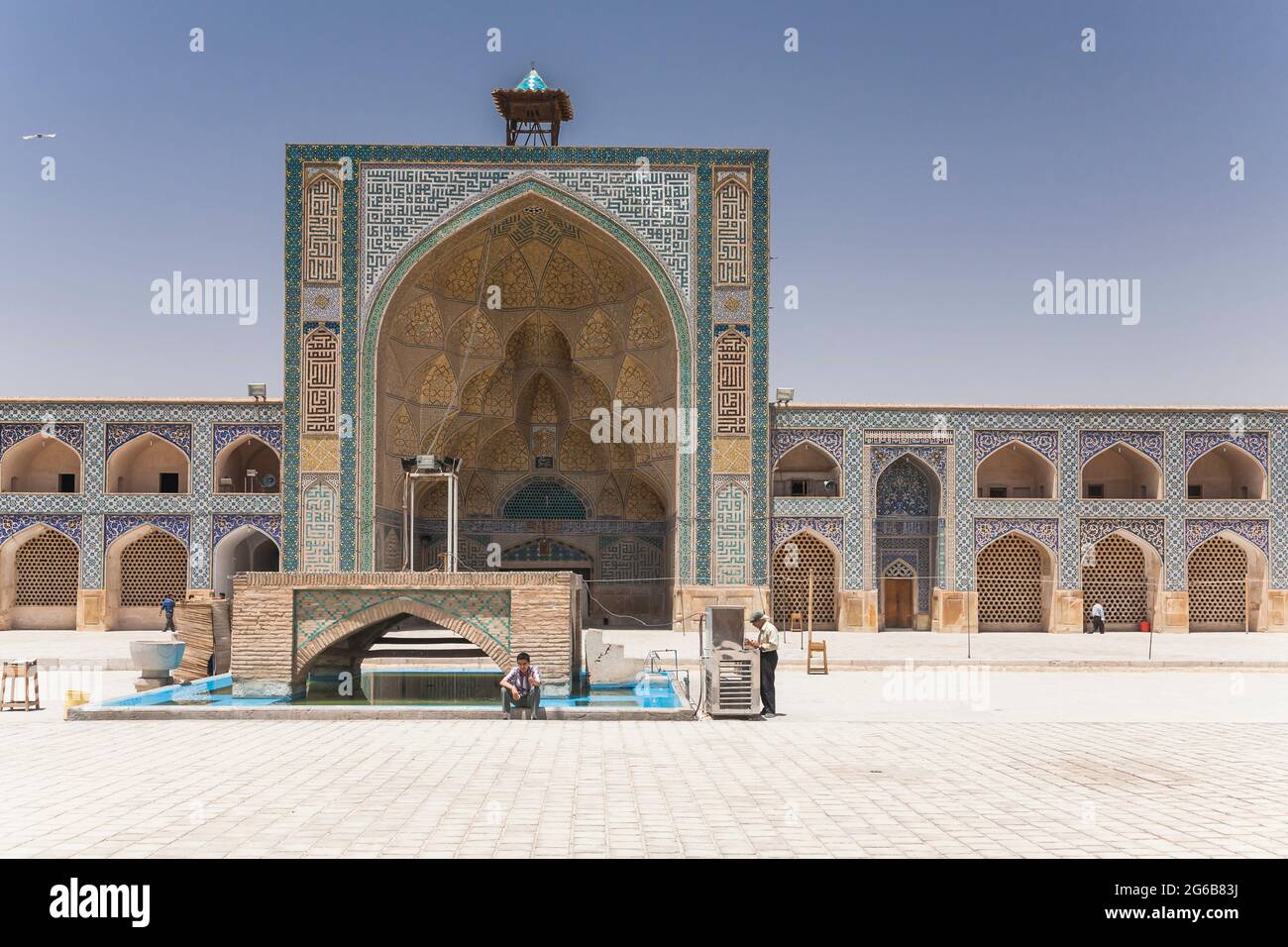 Iwan structure of Friday mosque(Jameh mosque), Isfahan(Esfahan ...