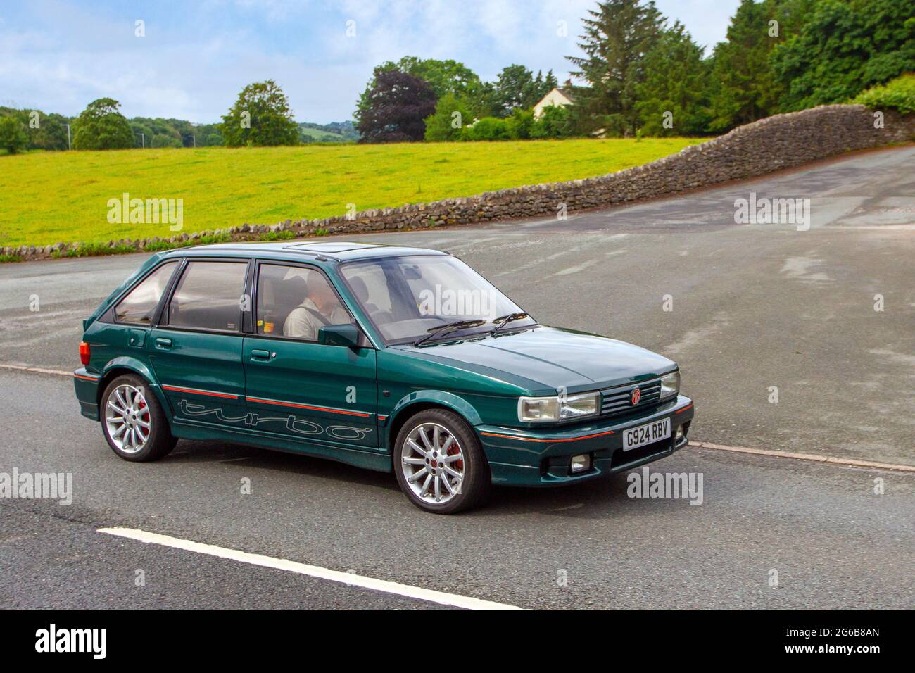1980s car family hi-res stock photography and images - Alamy