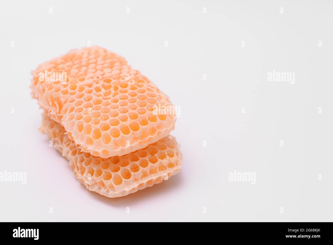 Honeycomb pattern symmetry hi-res stock photography and images - Alamy