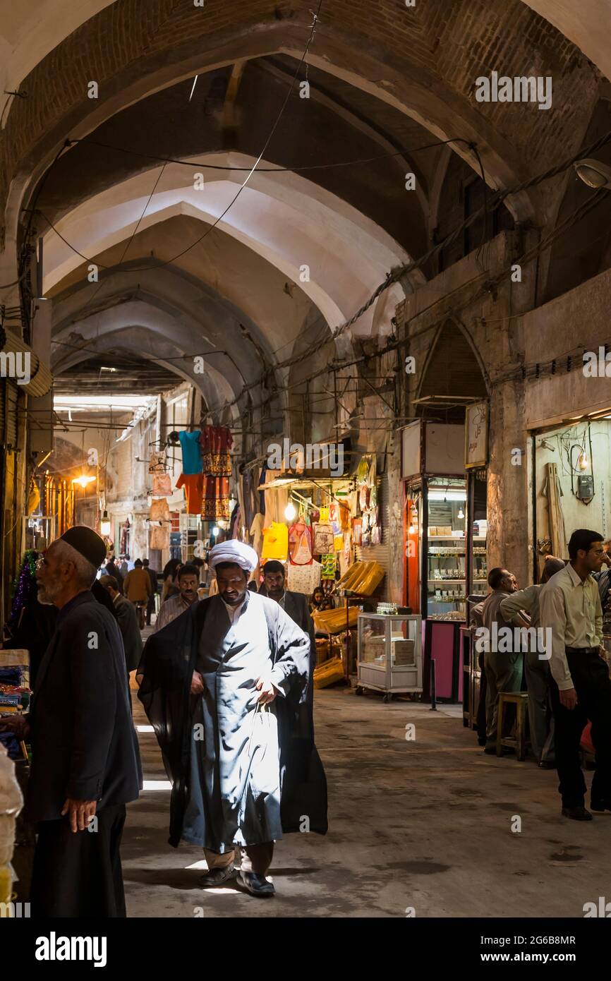 Grand Bazaar, Bazar e Bozorg(Bazar Bozorg), Isfahan(Esfahan), Isfahan ...