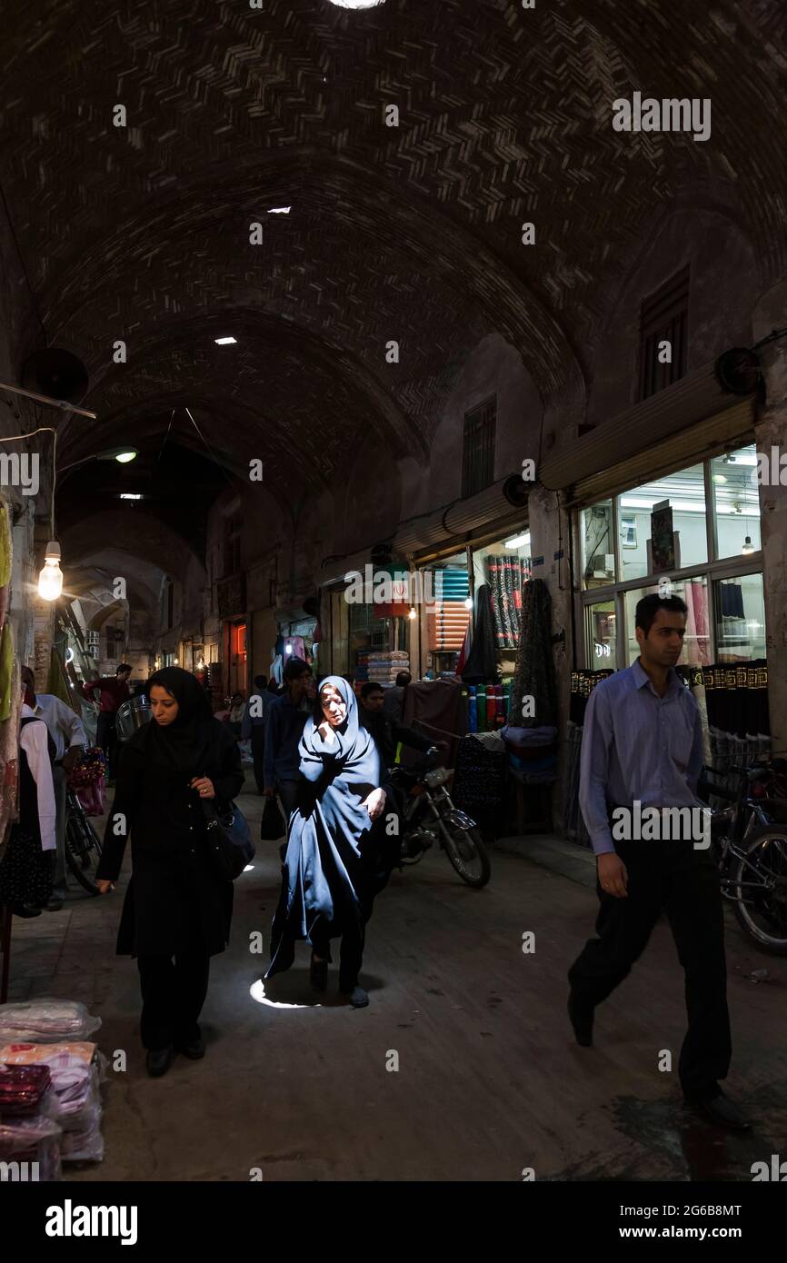 Grand Bazaar, Bazar e Bozorg(Bazar Bozorg), Isfahan(Esfahan), Isfahan ...
