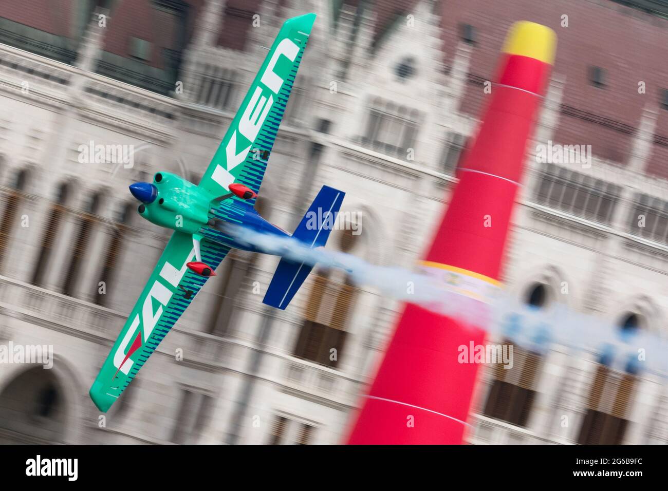 Airplane pylon racing hi-res stock photography and images - Alamy