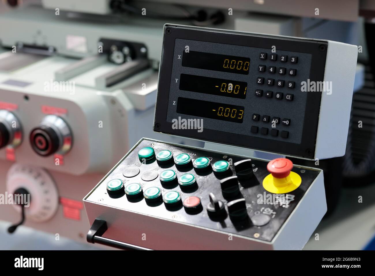 3 axis lathe hi-res stock photography and images - Alamy
