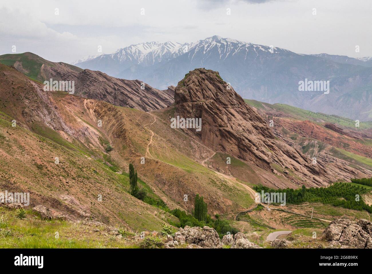Alborz mountains fort castle hi-res stock photography and images - Alamy