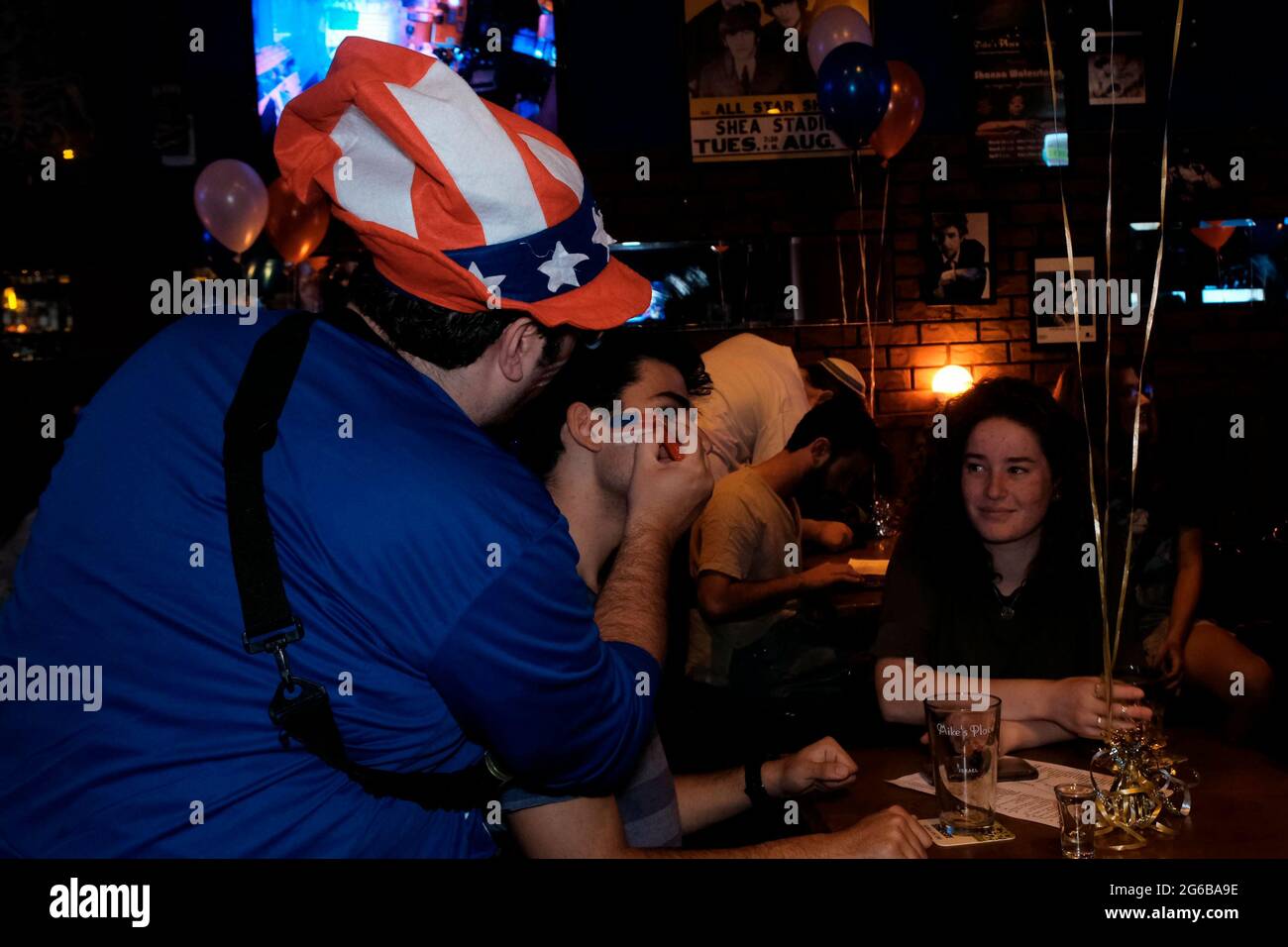 Uncle sam american flag on hi-res stock photography and images - Alamy