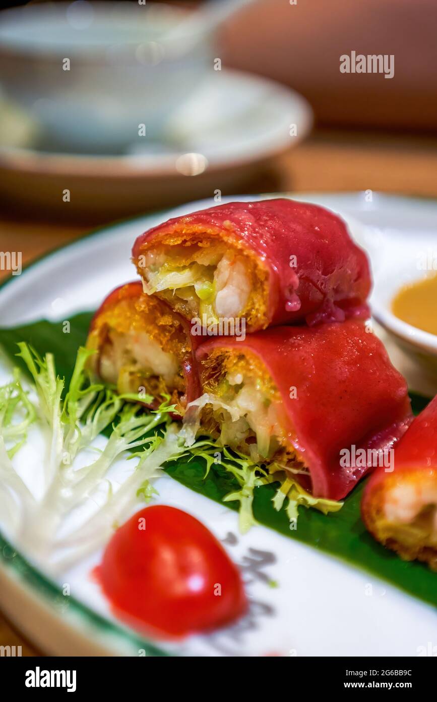The classic dim sum of Guangzhou Cantonese morning tea, shrimp and red ...