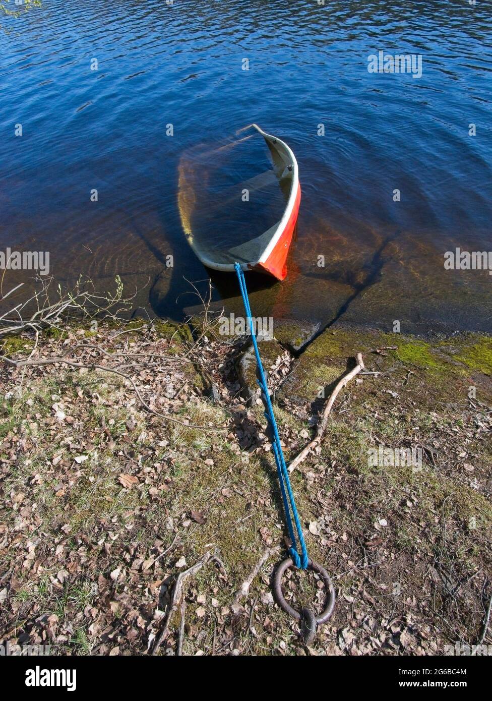 Sinking rowboat hi-res stock photography and images - Alamy