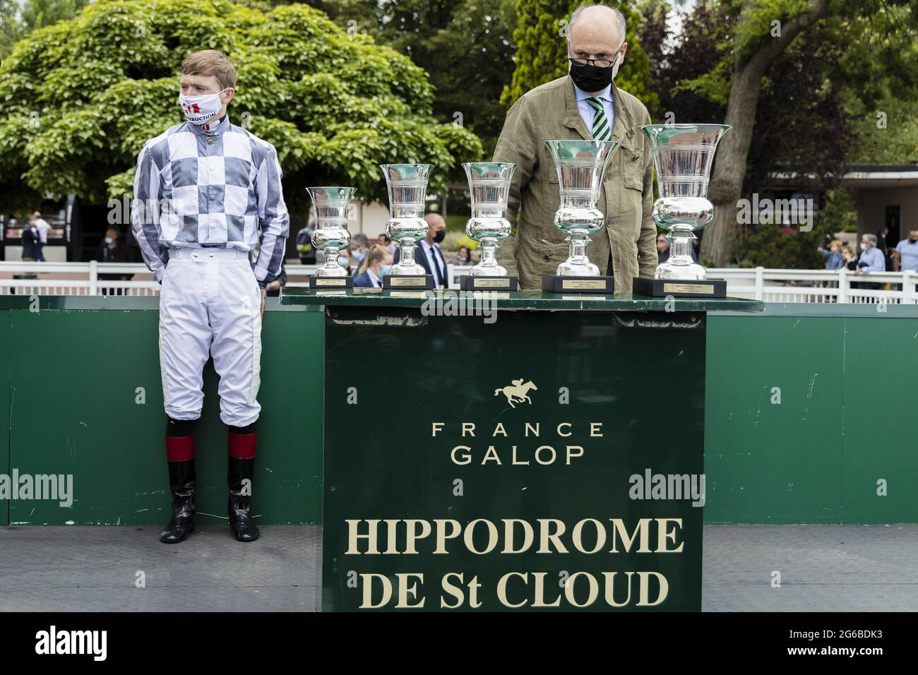 GRAND PRIX DE SAINT CLOUD 2021 THE WINNER C.KEANE BEFORE THE AWARD OF ...