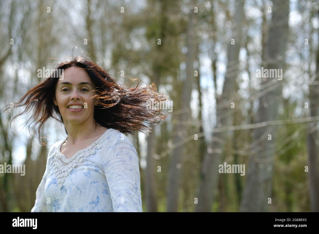 Head spinning hi-res stock photography and images - Alamy