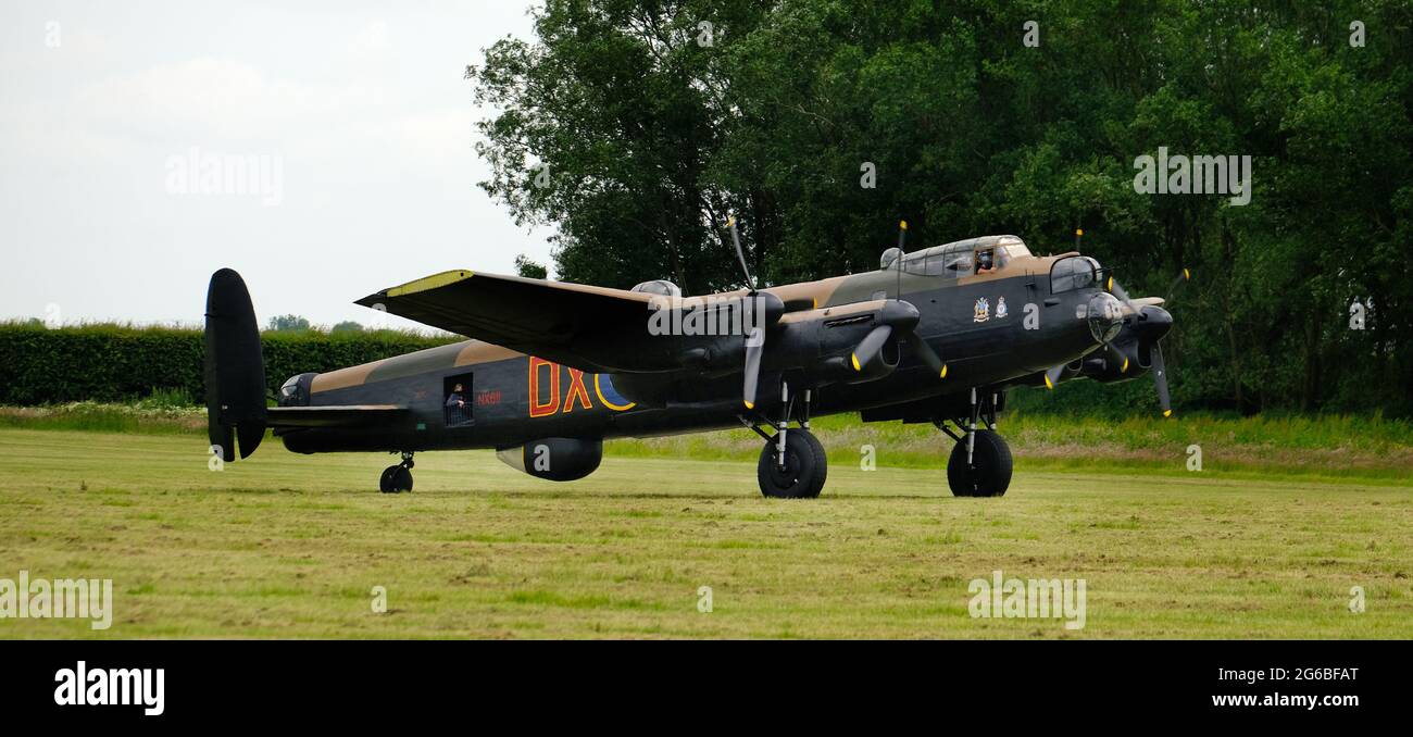 Raf bomber pilot world war 2 hi-res stock photography and images - Alamy