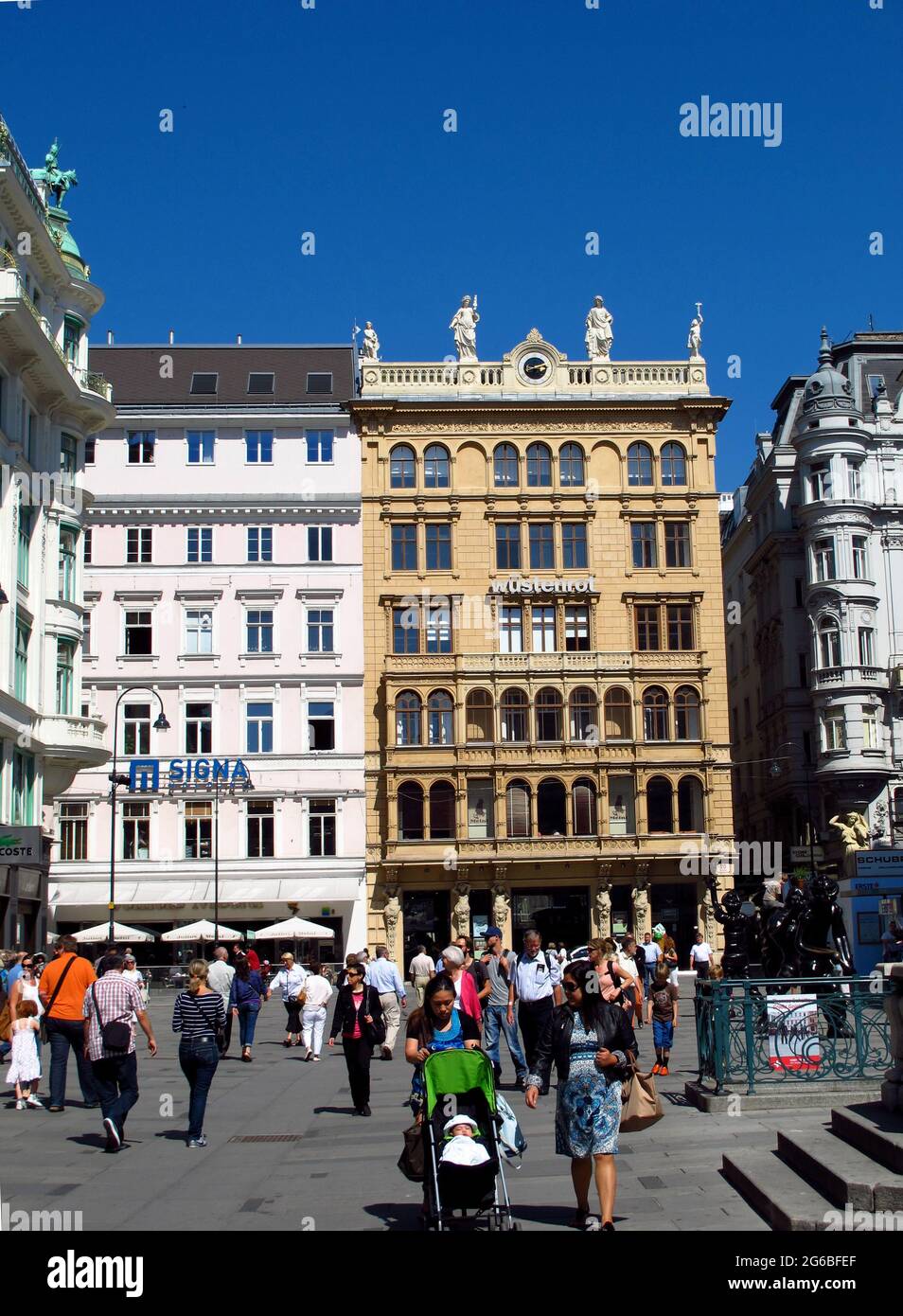 The house in center of Vienna, Austria Stock Photo - Alamy