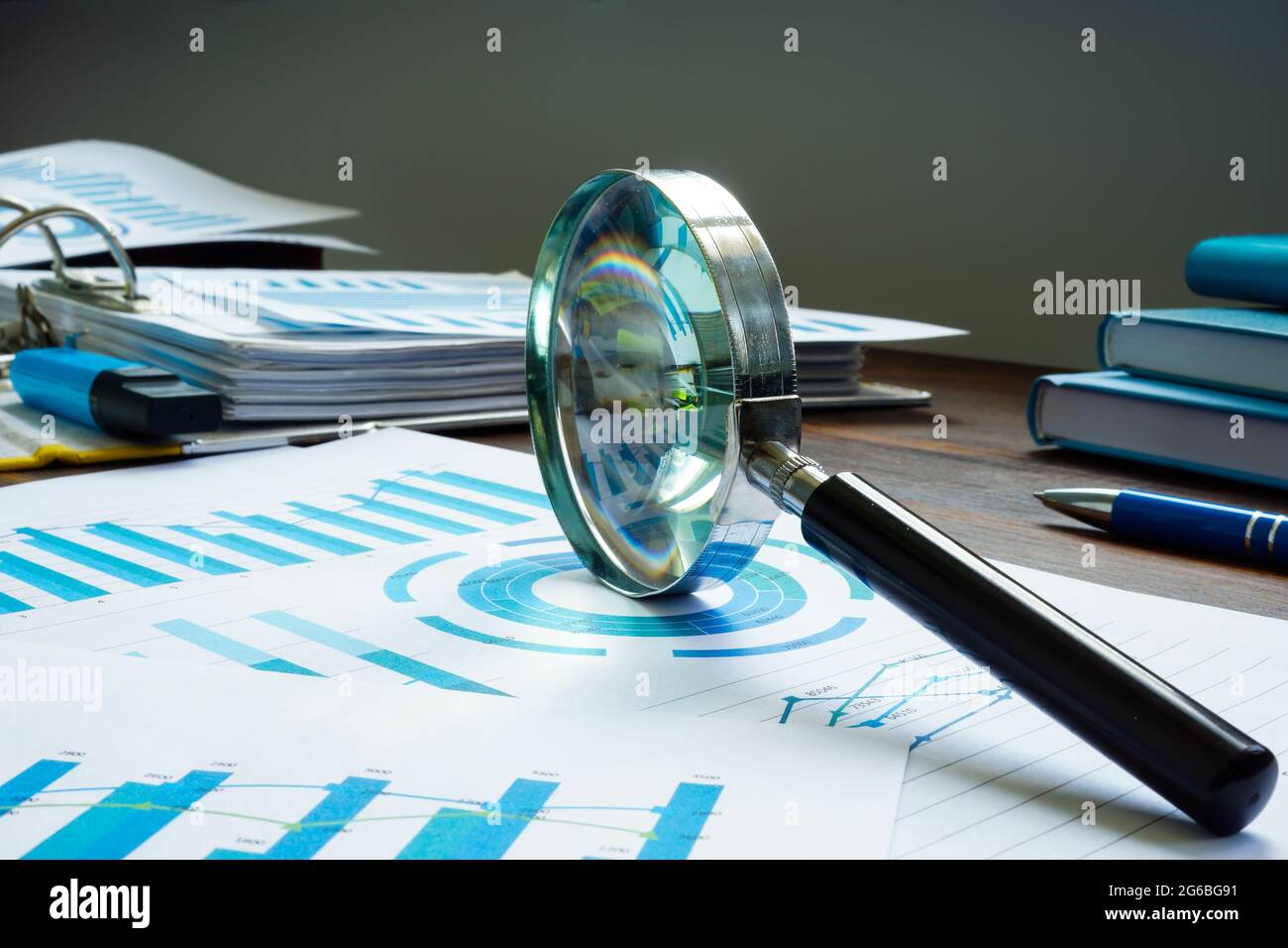 Audit planning hi-res stock photography and images - Alamy