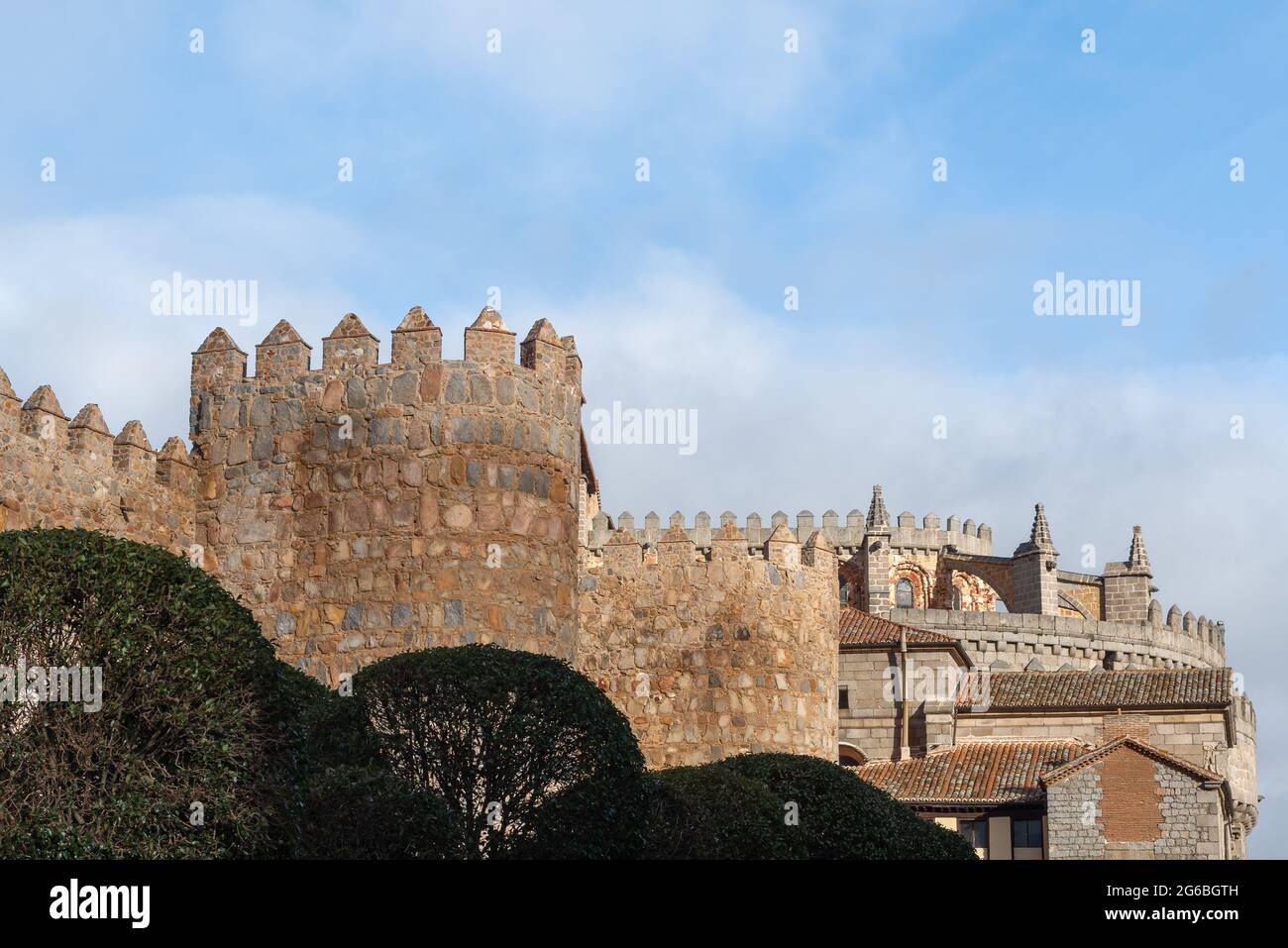 Romanesque exterior hi-res stock photography and images - Alamy