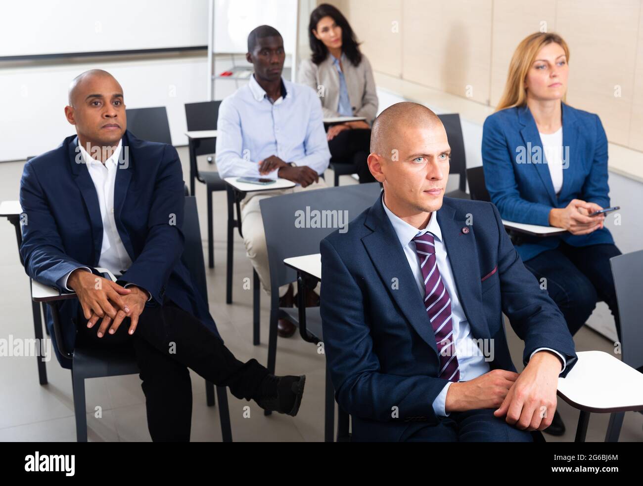international group of businessmen at world training courses Stock ...
