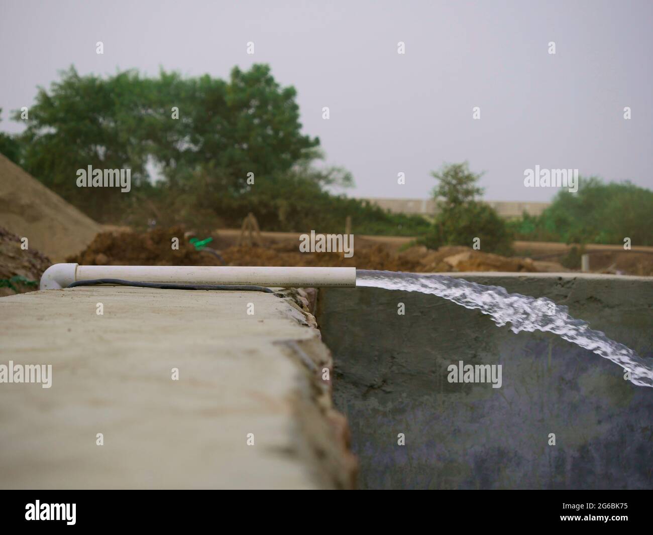 Fluid and cement oil hi-res stock photography and images - Alamy