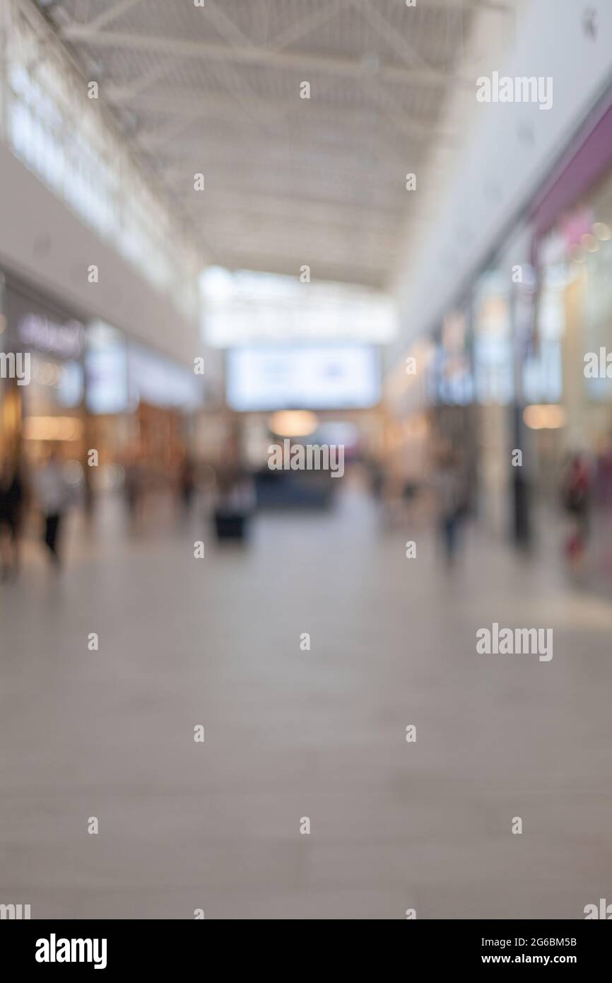 Blurred store background, in a large mall with bokeh Stock Photo - Alamy