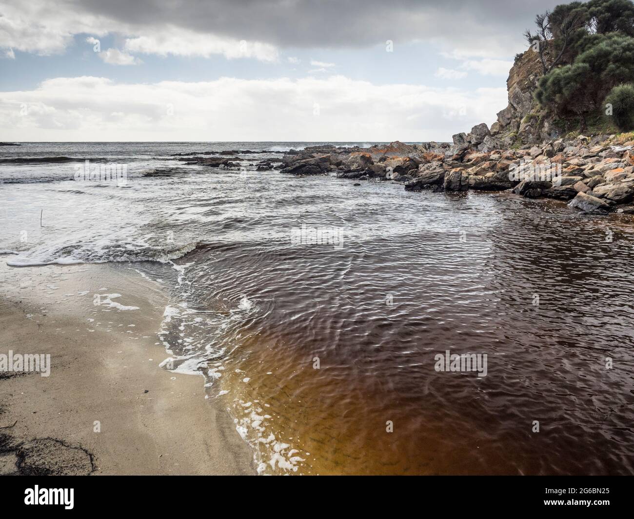 Western river hi-res stock photography and images - Alamy