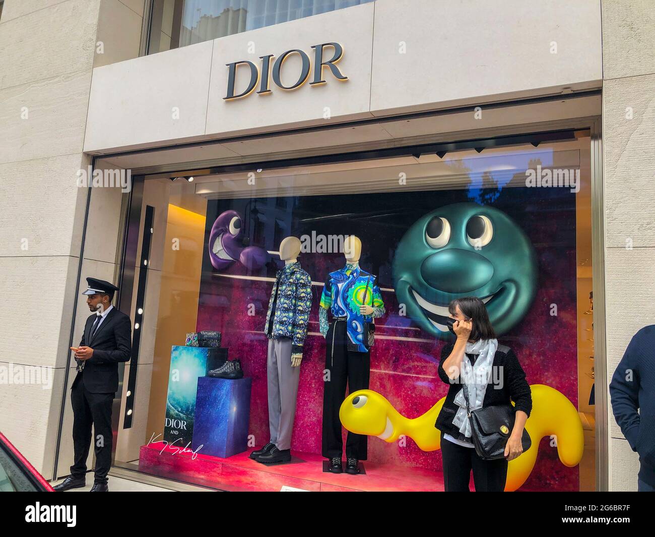 Christian Dior Storefront High Resolution Stock Photography and Images ...