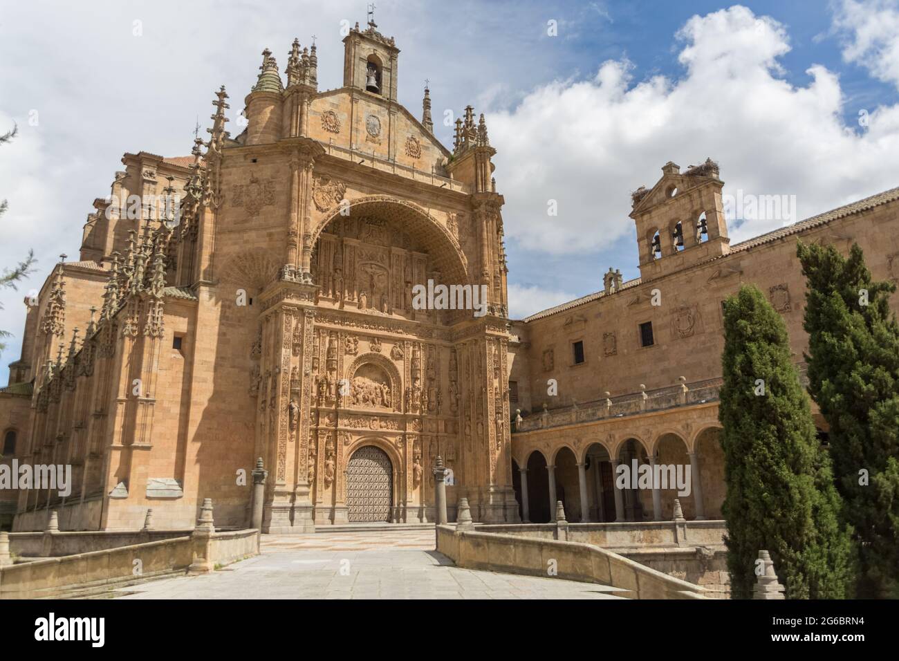 Plateresque style hi-res stock photography and images - Alamy