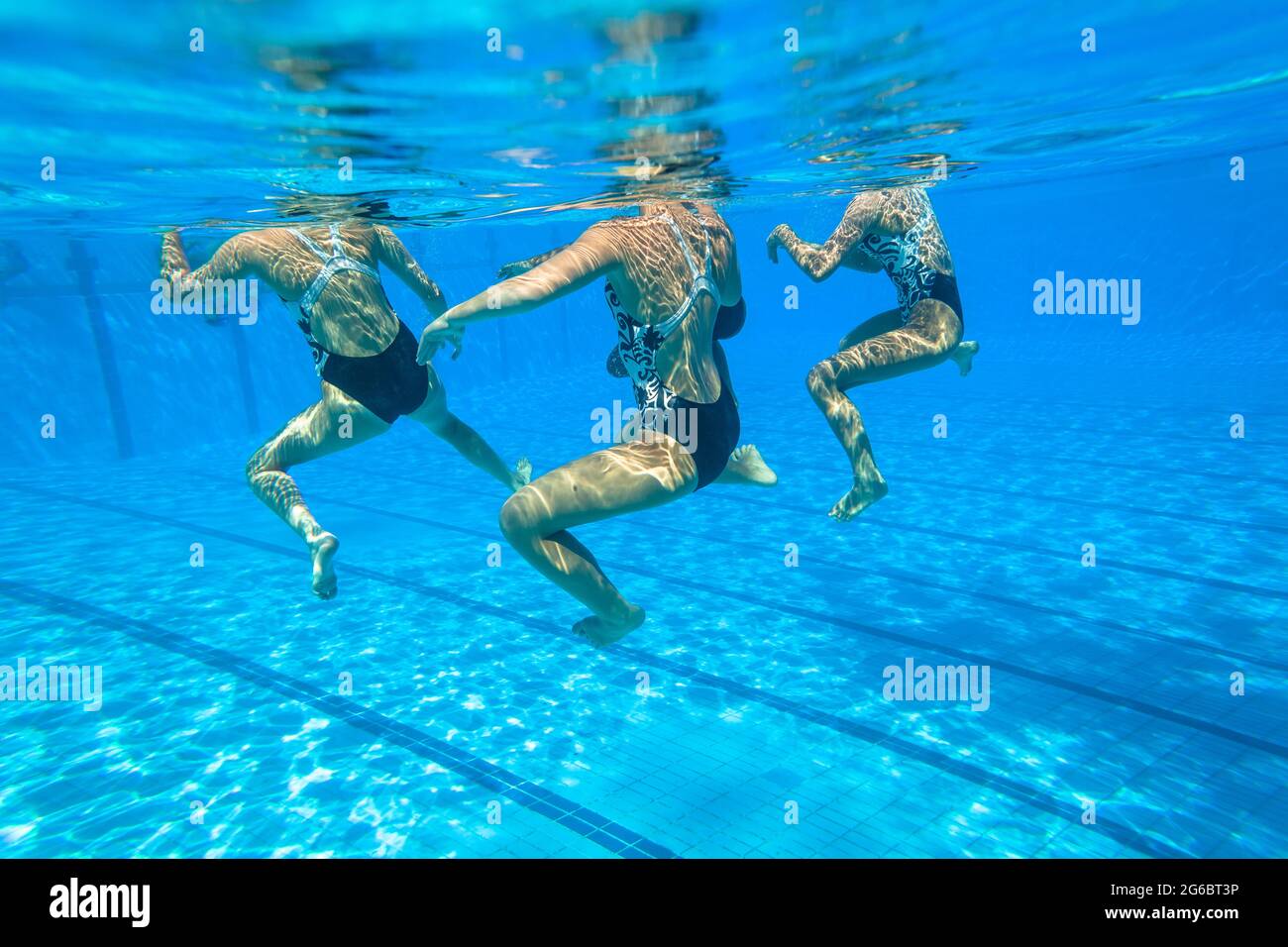 Underwater photo team hi-res stock photography and images - Alamy