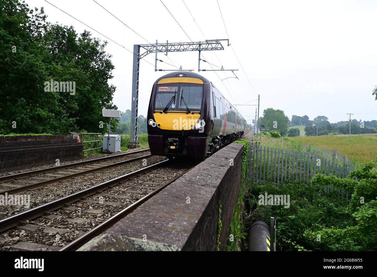 Incline your head hi-res stock photography and images - Alamy