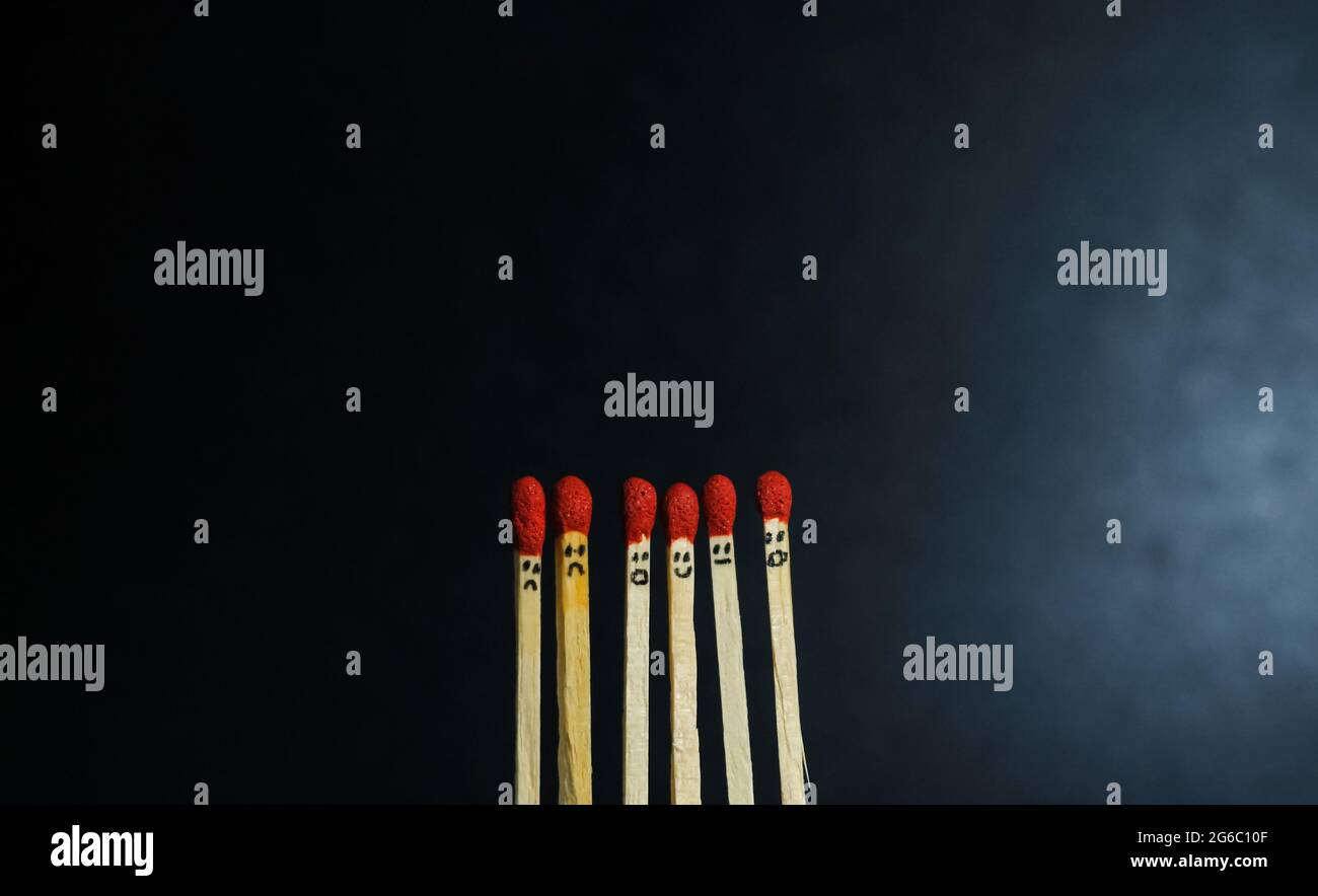 Row matchsticks burning hi-res stock photography and images - Alamy