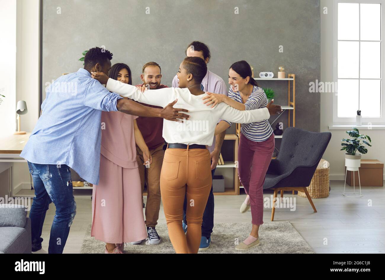 Group hug friends hi-res stock photography and images - Alamy