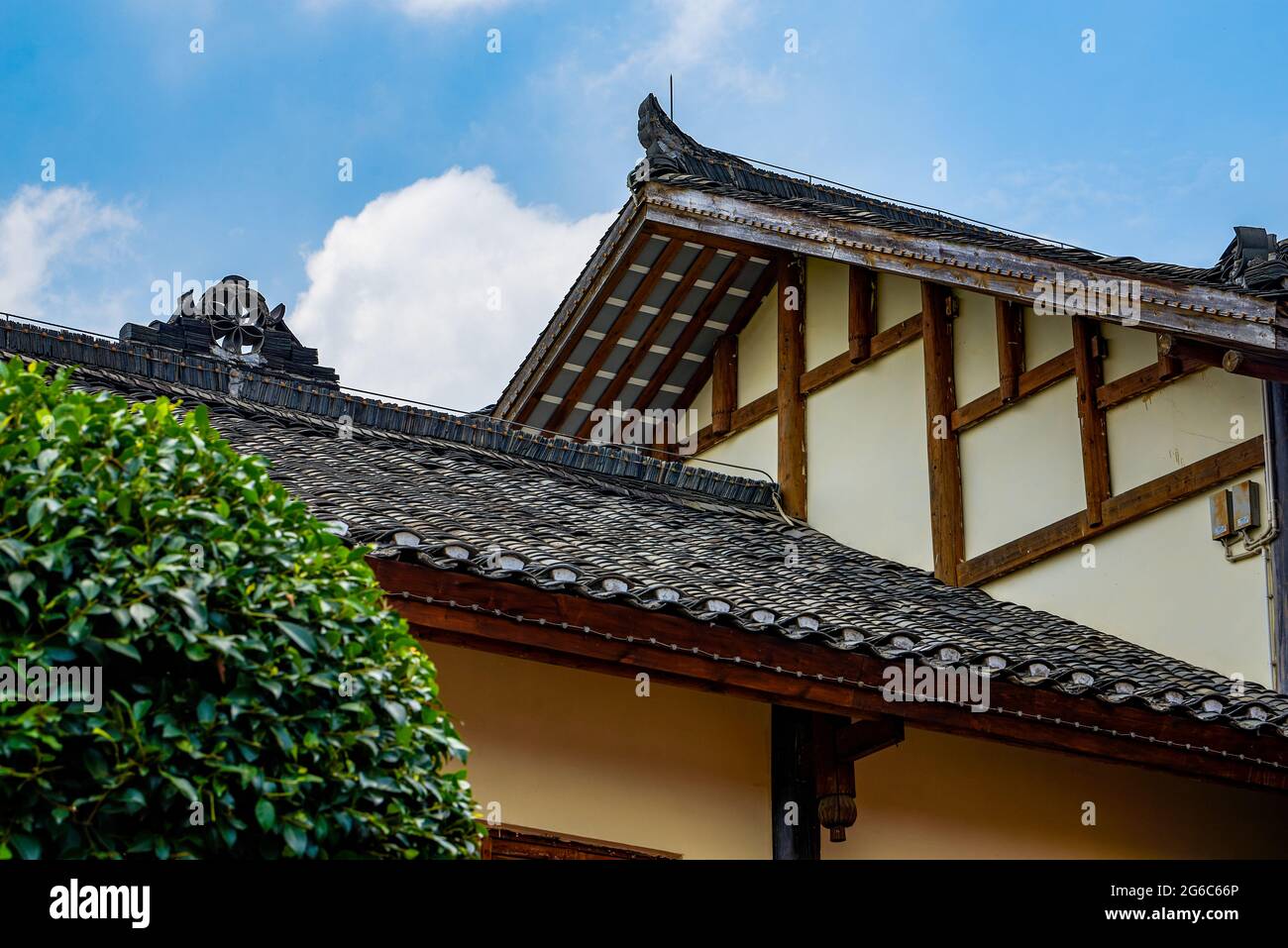Chinese traditional retro wooden house buildings, turrets Stock Photo ...