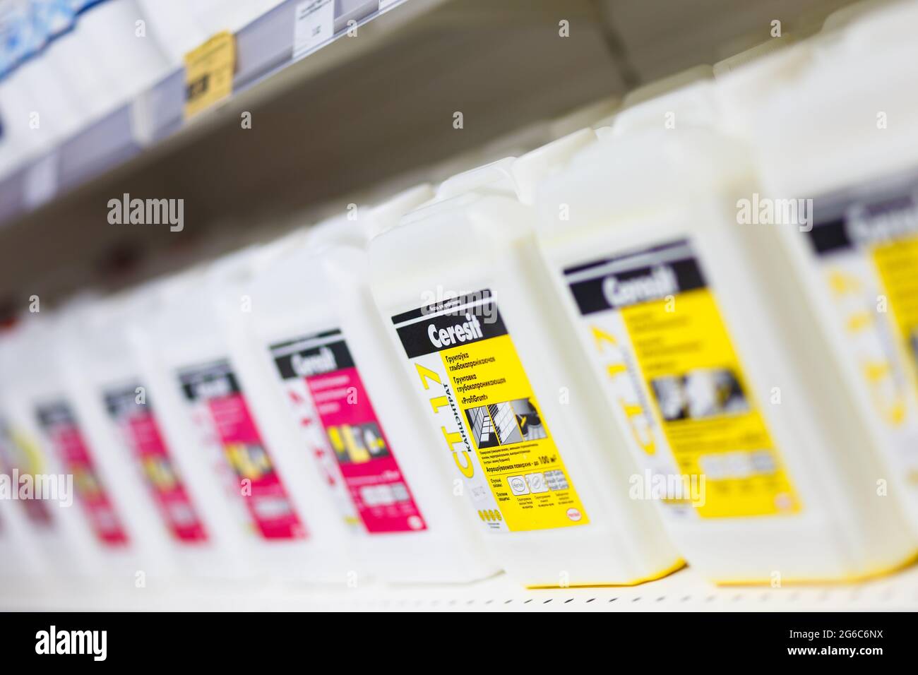Primer paints hi-res stock photography and images - Alamy