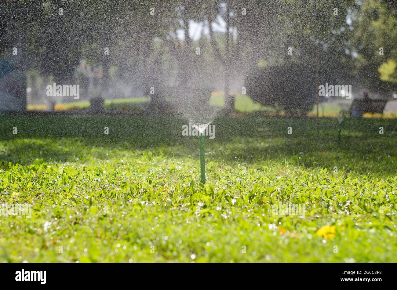 Automatic fountain hi-res stock photography and images - Alamy