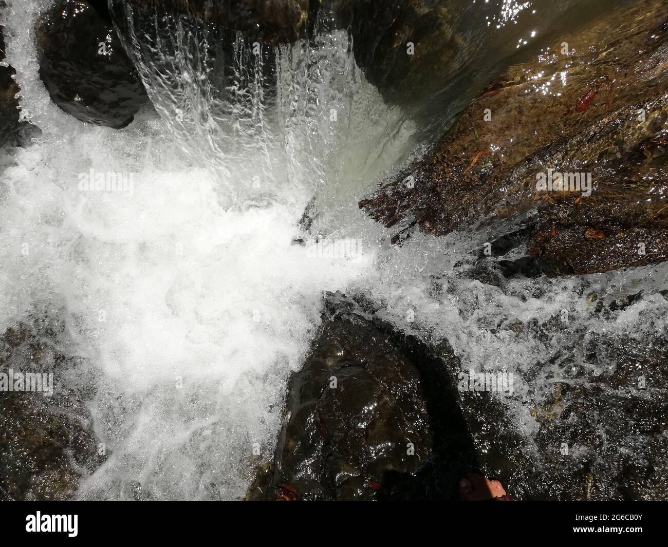 water flowing over rocks Stock Photo - Alamy