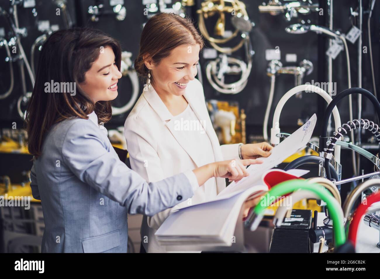 Choosing goods hi-res stock photography and images - Alamy