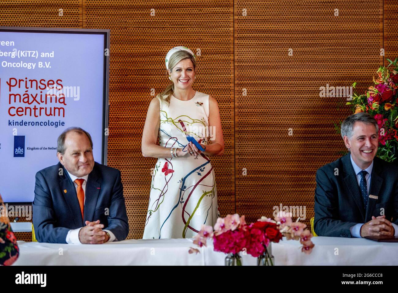 Queen Maxima of The Netherlands and German First Lady Elke Budenbender ...