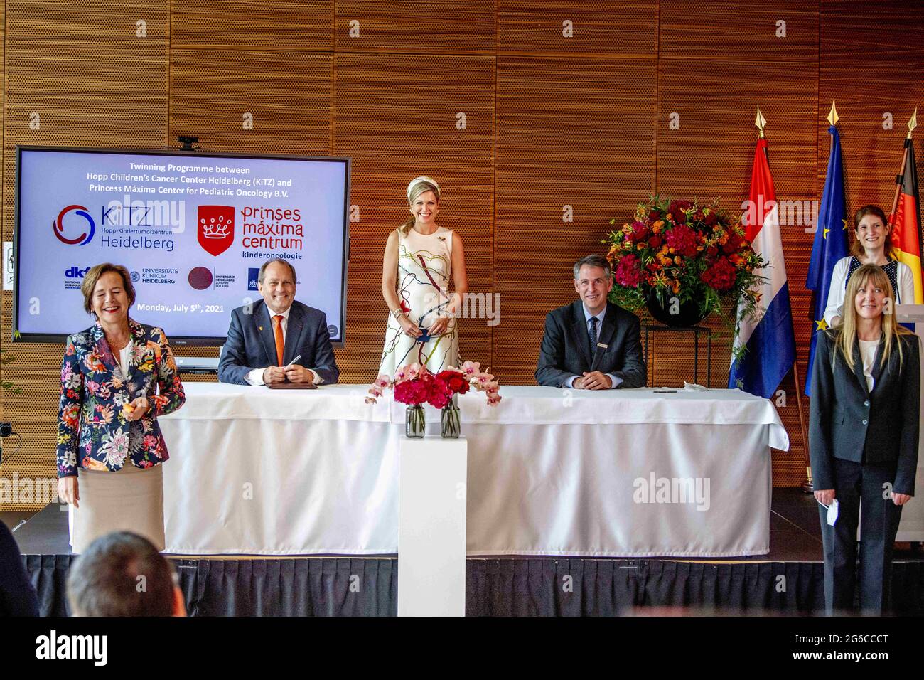 Queen Maxima of The Netherlands and German First Lady Elke Budenbender ...