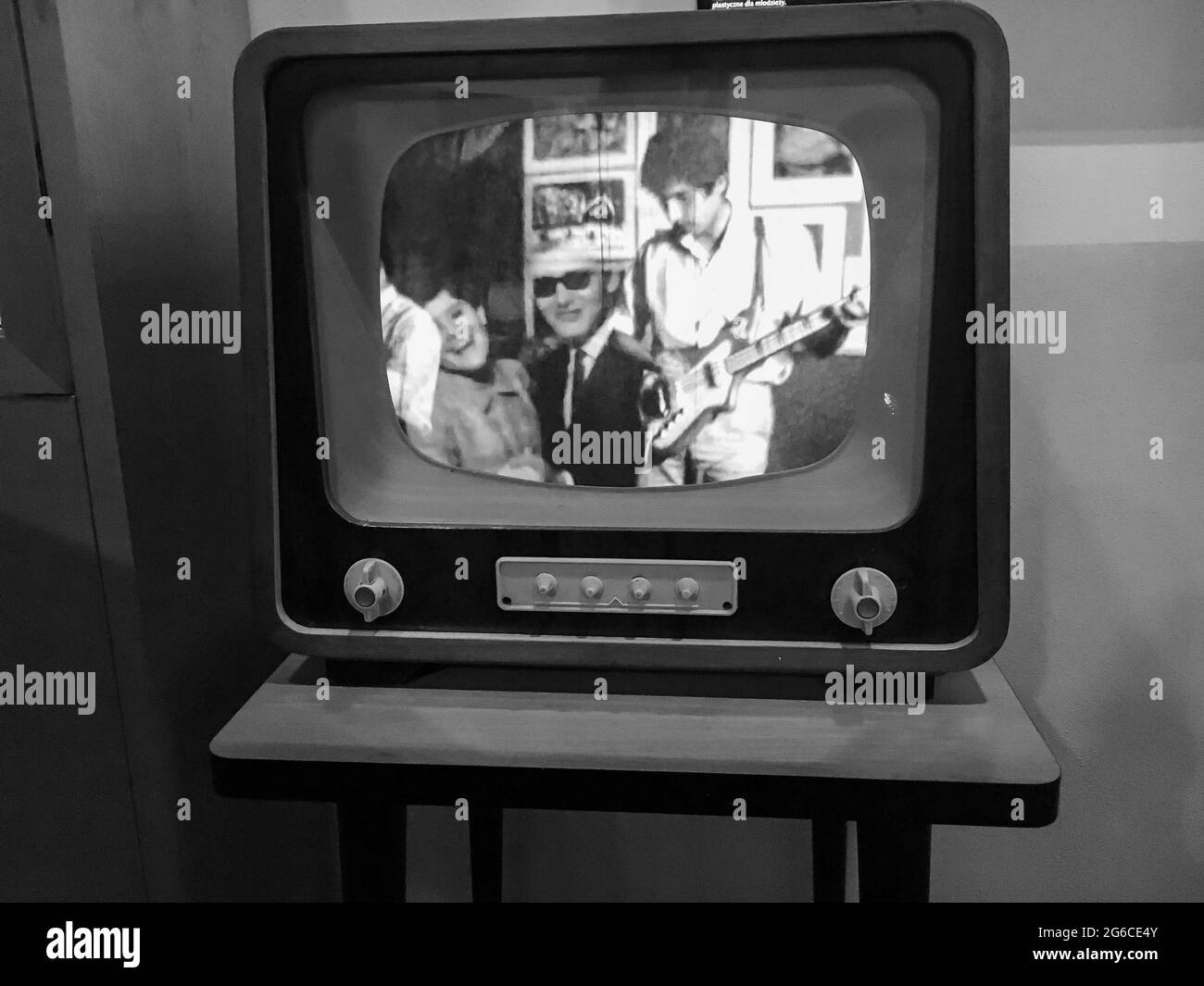Tv news broadcast Black and White Stock Photos & Images - Alamy
