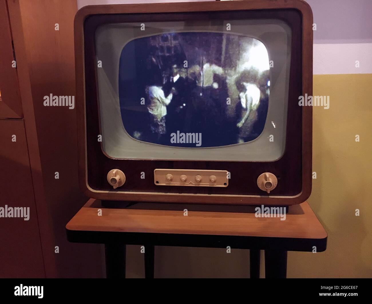 Scratched screen tv hi-res stock photography and images - Alamy