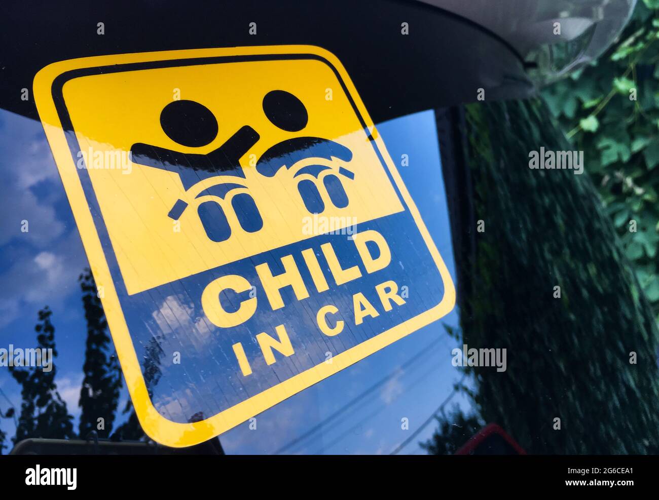Baby on board sticker hi-res stock photography and images - Alamy
